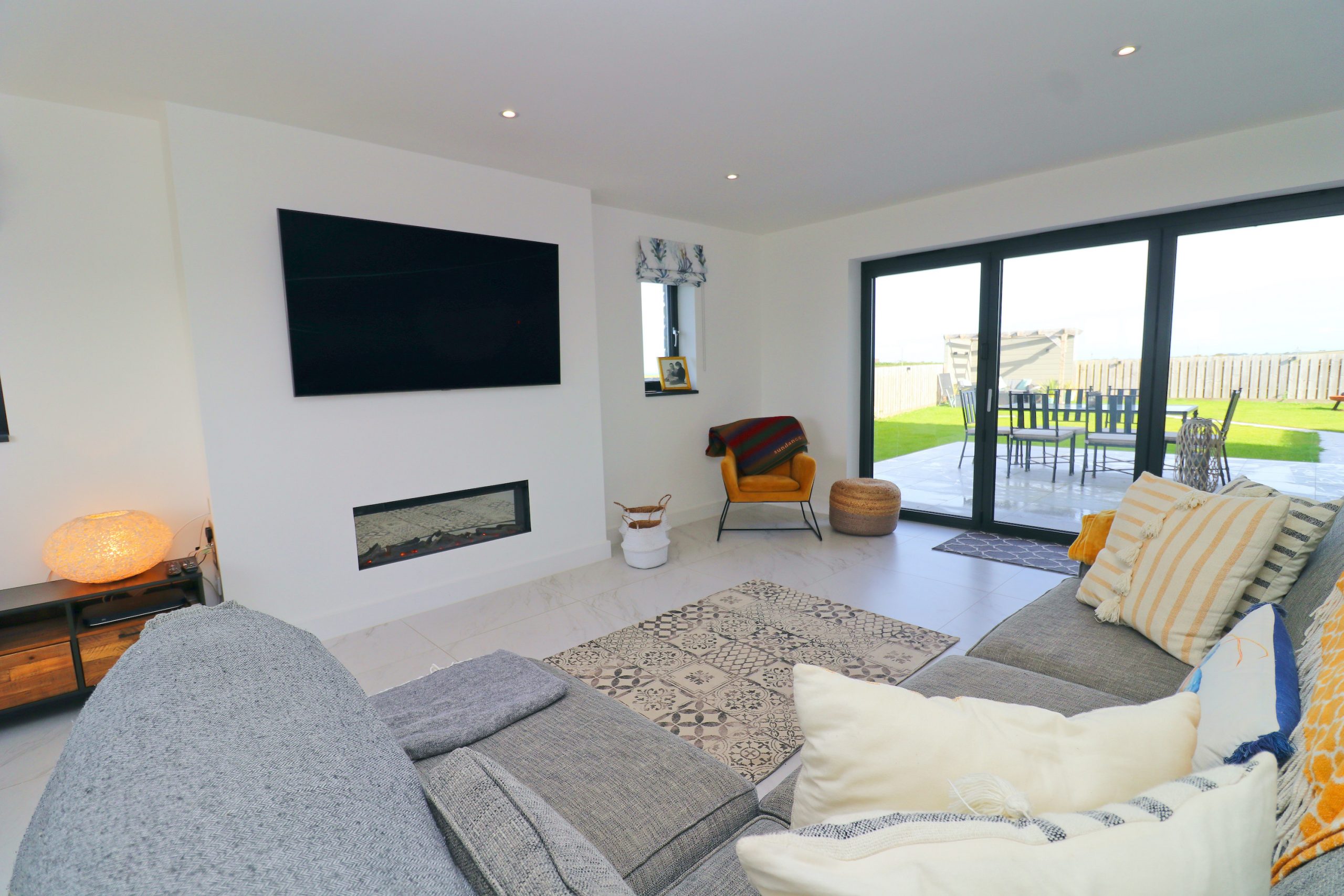 Skylarks, Nr Porthcothan - Cornish Holiday Cottages